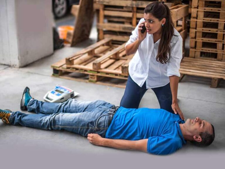 6 Tips to Safely Move an Injured Victim